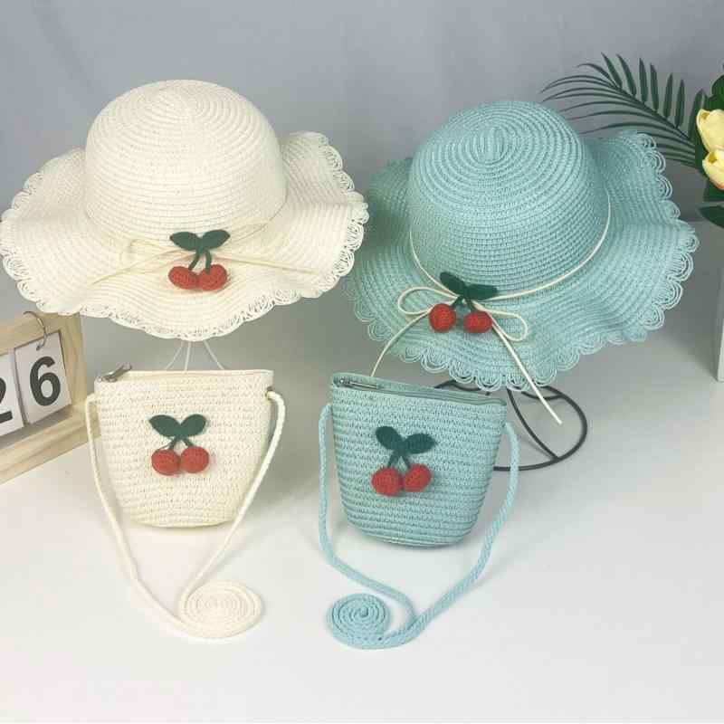 ・カテゴリ: 麦わら帽子・カラー展開: グリーン、ピンク、カーキ、オフホワイト、ベージュ・サイズ展開: S (頭囲約52cm)、M (頭囲約57cm)・つばの形状: 広いつば・クラウン形状: ラウンドトップ・機能: UVカット、日よけ、通気...