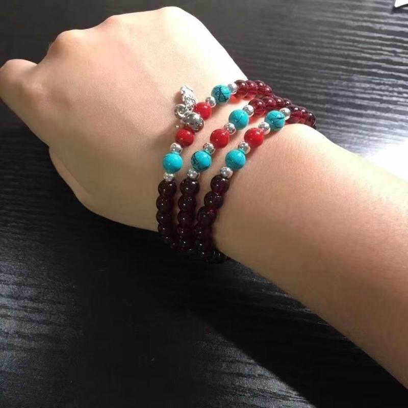 ・素材: ガラス、琉璃・スタイル: 民族風・対象: 男女兼用・形状: 星形・加工: 手作り・おすすめシーン: 結婚式、誕生日、旅行記念、引っ越し祝い、展示会、販促イベント・ビーズサイズ: 6mm・粒数: 27粒・商品タイプ: 三連ブレスレッ...
