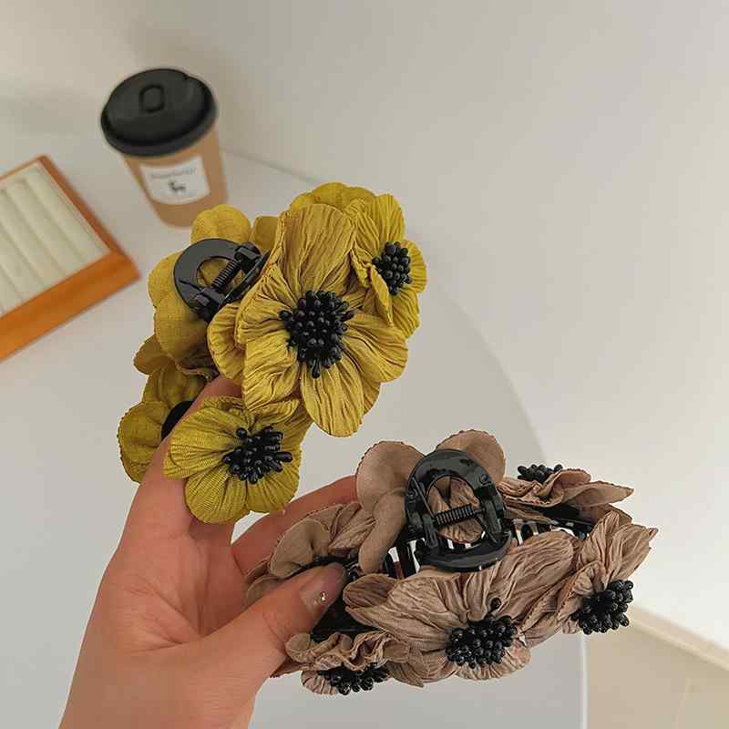 ・カテゴリ: ヘアアクセサリー・スタイル: 韓国風・スタイル分類: 清新、フェミニン・主な素材: 布・加工: 手作り・種類: ヘアクリップ・デザイン要素: 花・カラー展開: ブラック、ベージュ、オールドローズ、イエロー、ダークグリーン、レッ...