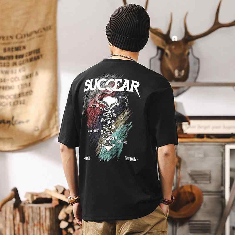 ・カテゴリ: Tシャツ・スタイル: アメカジ・主な素材: 精梳綿96%以上・ネックライン: クルーネック・袖丈: 半袖・袖タイプ: ドロップショルダー・柄: アルファベットプリント・シルエット: ゆったり・厚み: 薄手・タイプ: プルオーバ...