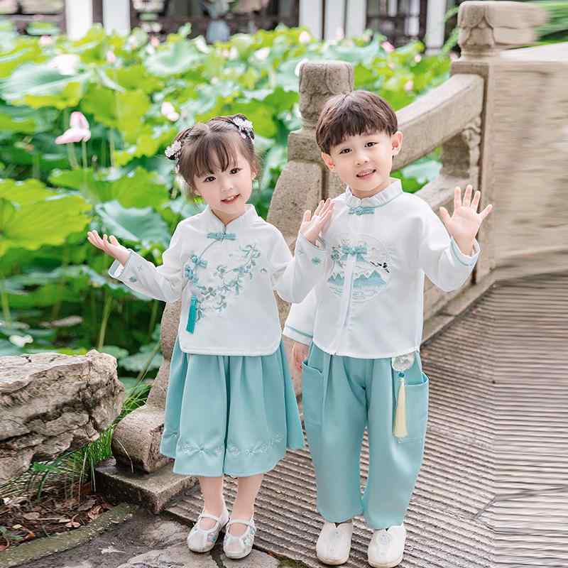 ・カテゴリ: 子供用チャイナドレス、唐装、民族衣装・スタイル: 唐装・主な素材: ポリエステル100%・裏地タイプ: 綿裏地・生地加工: 柔軟加工・デザイン要素: セット、トレンド・性別: ユニセックス・厚さ: 普通・セット内容: 男児セッ...