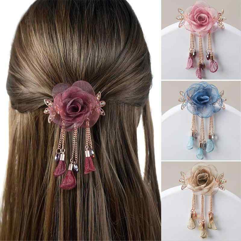 ・カテゴリ: ヘアアクセサリー・スタイル: 韓国風・主な素材: 絹紗・柄: 植物、花柄・カラー展開: パープル、ピンク、ブルー、アプリコット・スタイル分類: 清新、フェミニン・加工方法: ハンドメイド・ヘアクリップの種類: バンスクリップ・...