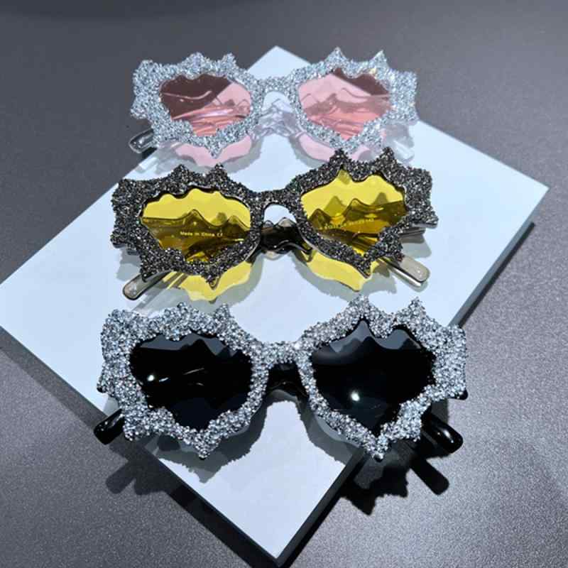 ・カテゴリ: DIY手作りメガネ・素材: PC・フレームタイプ: フルリム・対象: ユニセックス・スタイル: レトロ・カラー展開: ブラック、柄入り、ピンク、イエロー