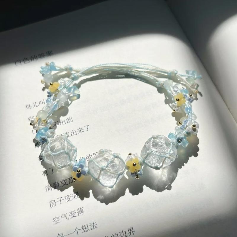 ・カテゴリ: DIY編み込みブレスレット・素材: 混合素材・スタイル: エスニック・人気要素: 花モチーフ・カラー: グレイシャー・対象: レディース・加工: 手編み