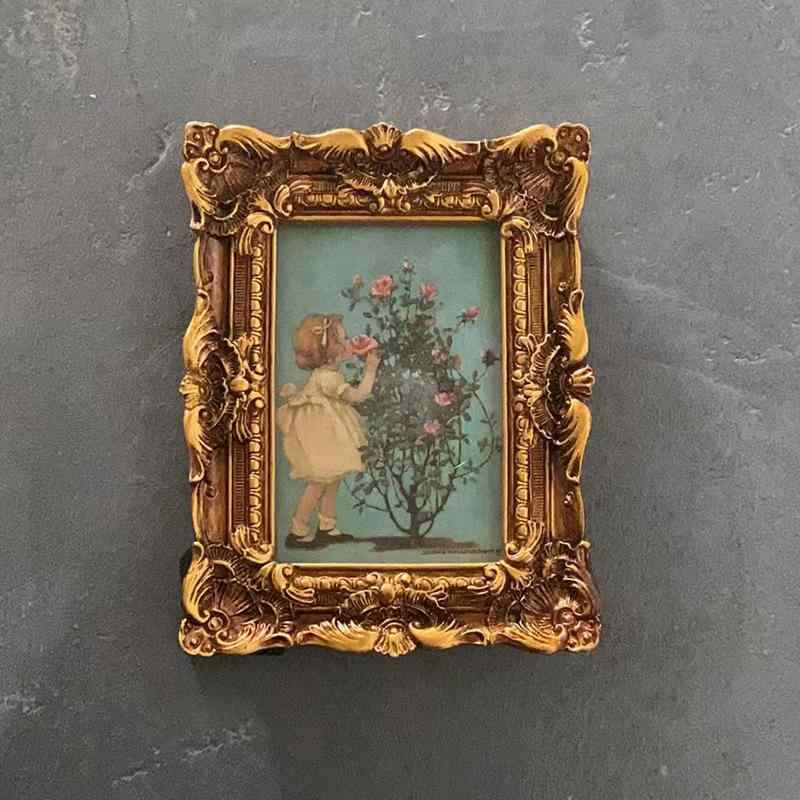 ・素材: 樹脂・製法: 手作り・形状: 長方形・内寸: 写真用10.5×15.5cm・外寸: 16.5×21.5cm・使用場所: リビング、寝室、書斎、ダイニング、バスルーム、玄関、商業施設・スタイル: ヨーロピアン・カテゴリ: フォトフレーム