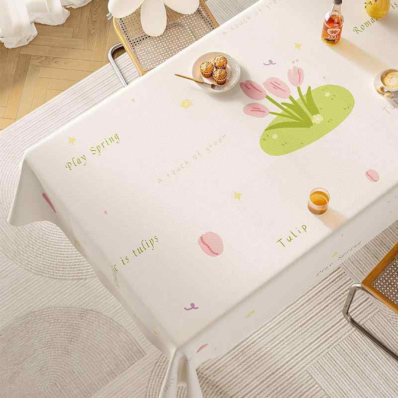 ・素材: ラムレザー・カテゴリ: テーブルクロス・形状: 長方形・カラー展開: 花柄チューリップ、花柄、オレンジブルーブロック、ローズレッドティー、ライトグリーンティー、秋の花柄、スターモチーフ、豊かな花柄・サイズ展開: 80x120cm,...