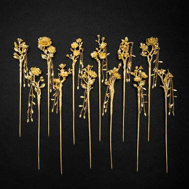 ・主な素材: 銀・スタイル: 古風・モチーフ: 花・加工: 電鍍・おすすめの用途: 結婚祝い、誕生日、旅行記念、引越し祝い、展示会、販促、従業員福利、周年記念、ビジネスギフト、開業祝い、授賞記念・デザイン展開: 1月梅の花（房飾りなし）、2...