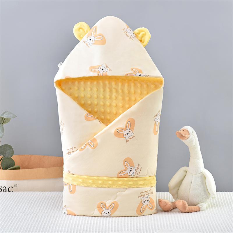 ・カテゴリ: おくるみ・主な素材: 綿100%・中綿: ポリエステル綿・柄: 動物柄・デザイン展開: ドットフリース恐竜、ドットフリース青い王冠、ドットフリース大きな王冠、ドットフリースフルーツ、ドットフリースロボット猫、ドットフリースハー...