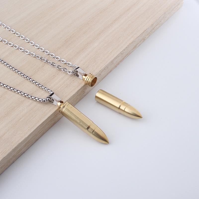 ・主な素材: ステンレス・加工: 研磨・形状: 幾何学・チェーンの種類: パールチェーン・ペンダント素材: 銅・長さ: 51cm～60cm・カラー展開: ペンダント（60cmパールチェーン）、ペンダント（60cmO字チェーン）・デザイン要素...