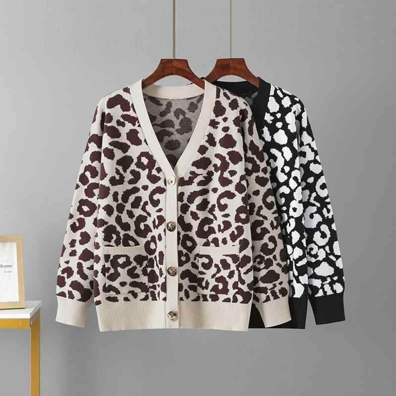 ・カテゴリ: セーター・スタイル: 通勤、快適カジュアル・主な素材: ビスコース繊維・主な素材混紡率: 50%〜70%未満・ネックライン: Vネック・袖丈: 長袖・袖タイプ: レギュラー・性別: 女性・対象年齢層: 成人・カラー展開: ブラ...