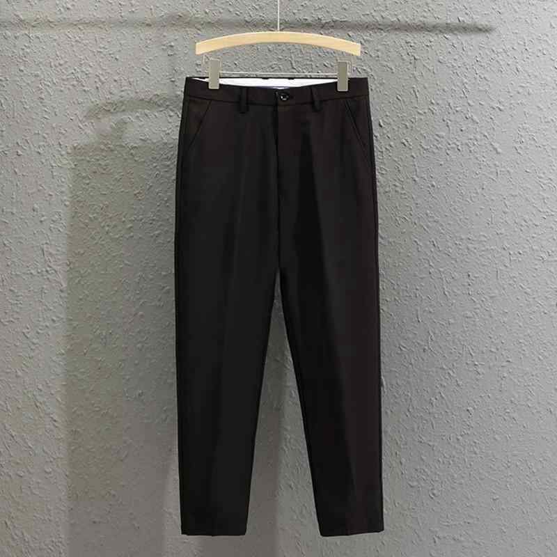 ・カテゴリ: スラックス・パンツシルエット: ワイドフィット・主な素材: ポリエステル・カラー展開: ブラック、ダークグレー、カーキ、ライトグレー・サイズ展開: 27、28、29、30、31、32、33、34、36・対象年齢: 大人用・性別...