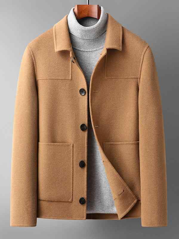 ・カテゴリ: コート・スタイル: シンプル・フィット: レギュラーフィット・厚さ: 厚手・前立て: シングルブレスト・対象: 青年層・主な素材: 羊毛67.9%、ポリエステル32.1%・裏地: ポリエステル・着用シーン: デイリー・襟元: ...