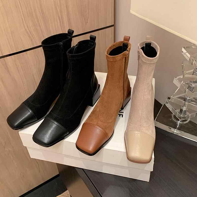 ・カテゴリ: スリムブーツ・アッパー素材: 牛革、ストレッチベロア・ソール素材: 牛筋・対象: 女性・スタイル: 通勤・つま先形状: スクエアトゥ・ヒール形状: チャンキーヒール・ヒールの高さ: 約3〜5cm・ブーツタイプ: ショートブーツ...