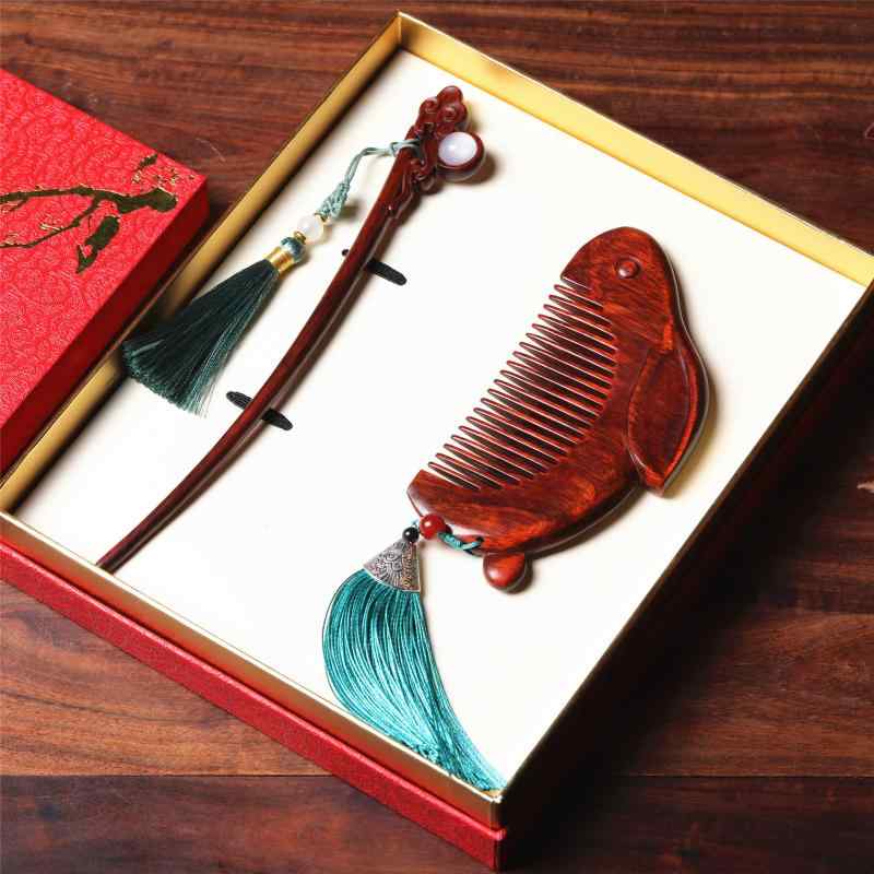 ・素材: 檀木、紫檀、白檀