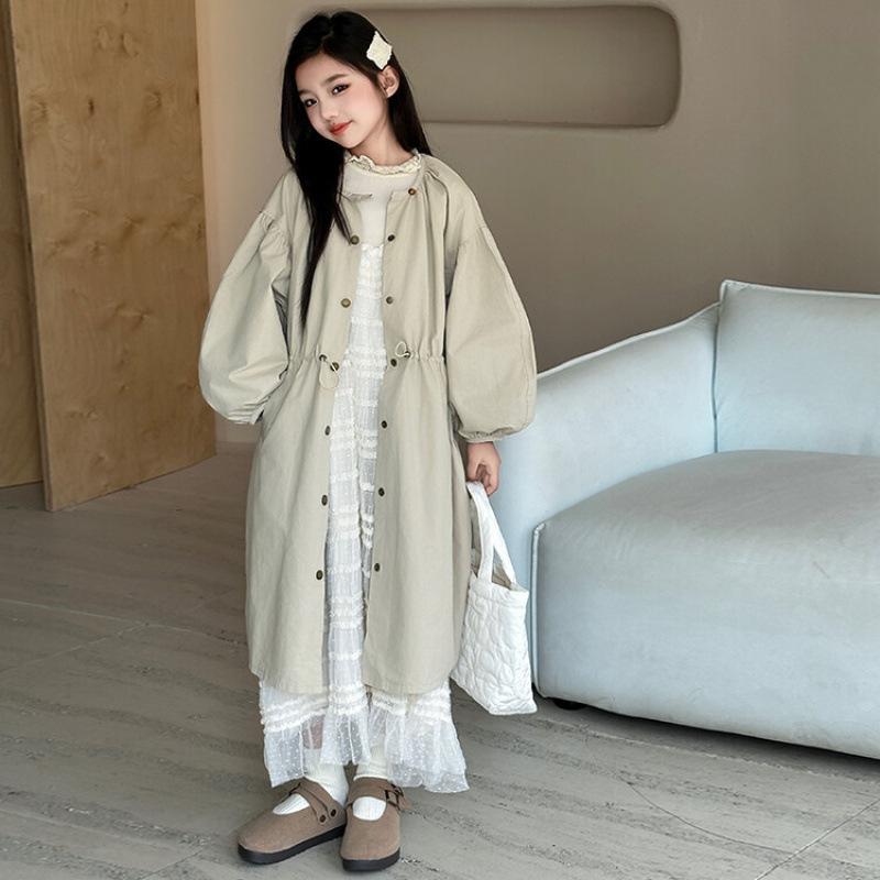 ・性別: 女性・対象年齢: 中大童 (8歳以上、140cm以上)・ネックライン: クルーネック・スタイル: カジュアル・柄: プリント・安全基準: C類・主な素材: 綿96%〜100%・開閉タイプ: シングルボタン・裏地: 綿96%〜100...