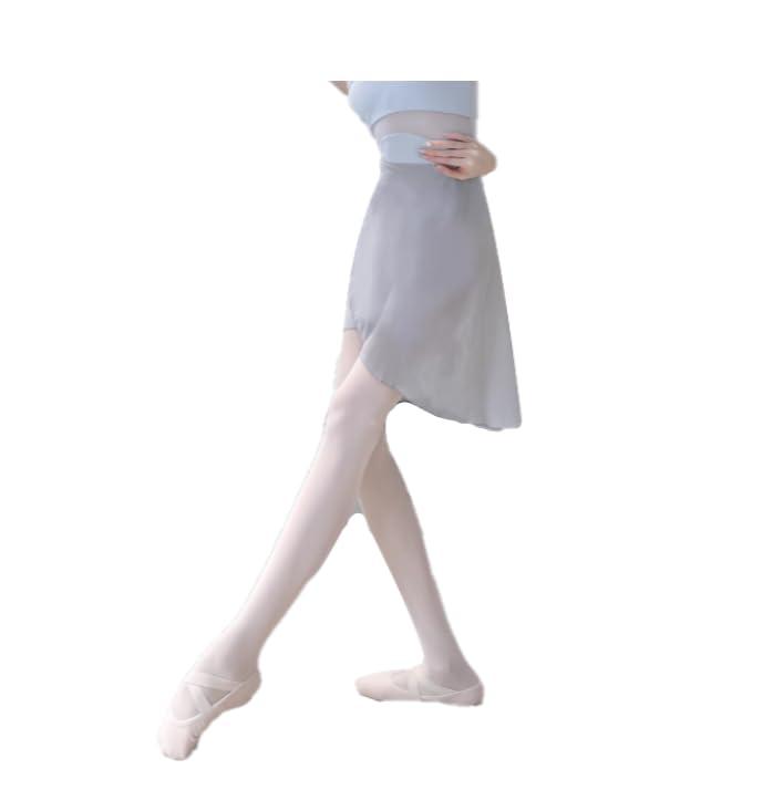 [プロダンス] ProDance ラメ セミロングスカート リボン バレエ用スカート バレエ レディース PSL016NO素 材：ポリエステル100％サイズ：前丈38cm,後丈54cm留め方：リボンタイプデザイン：ラメが可愛いセミロングスカ...