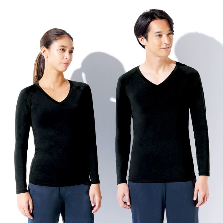 【スクラブインナー】男女兼用「遠赤外線保温」ストレッチ・UVカット SS〜4L ブラック色 医師/看護師白衣インナー ◆ ストレッチ 伸縮性に優れたニット素材を 使用した動きやすい男女兼用 スクラブインナー。 ◆ UVカット 紫外線を90%...
