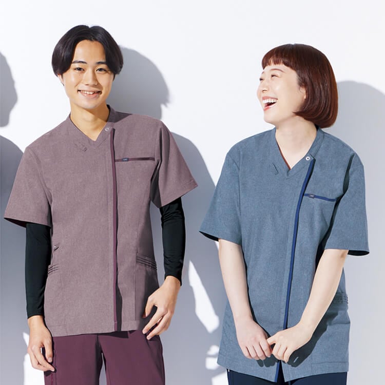 【ファスナー付きスクラブ 男女兼用】ストレッチ「丈夫なツイル素材」工業洗濯対応・制電制菌 SS〜5L 3色 ナースウェア / 医療用ユニフォーム ◆ ストレッチ 丈夫なツイル素材にストレッチの 効いた動きやすいファスナー付き スクラブ白衣 ...