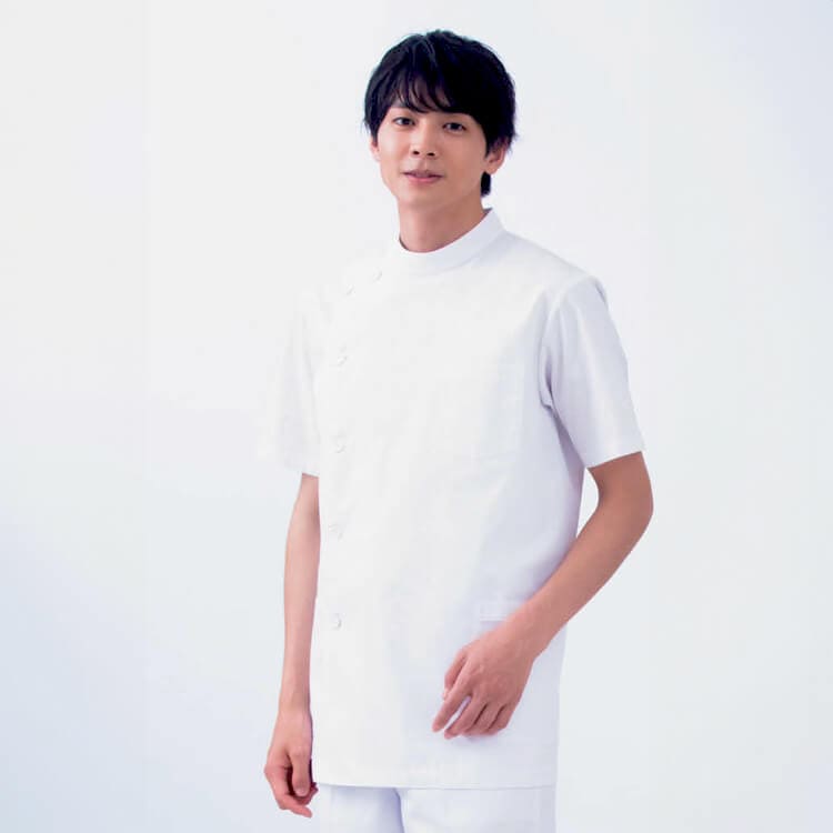 【ケーシー白衣 メンズ】 ボタンタイプ・制菌素材 S〜6L 医師診察衣/薬剤師 &nbsp; ◆ 制菌加工 繊維上の皮膚常在菌や、黄色ブドウ 球菌や肺炎桿菌などの人体に有害な 細菌の増殖を抑制します。 一般家庭用や食品業務用の繊維 製品を対...