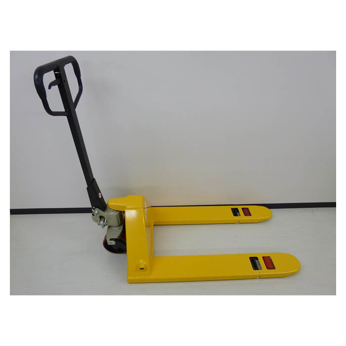 [仕様]：均等荷重2トンフォーク幅：16cm フォーク内寸：31cmフォーク最低高さ6cm