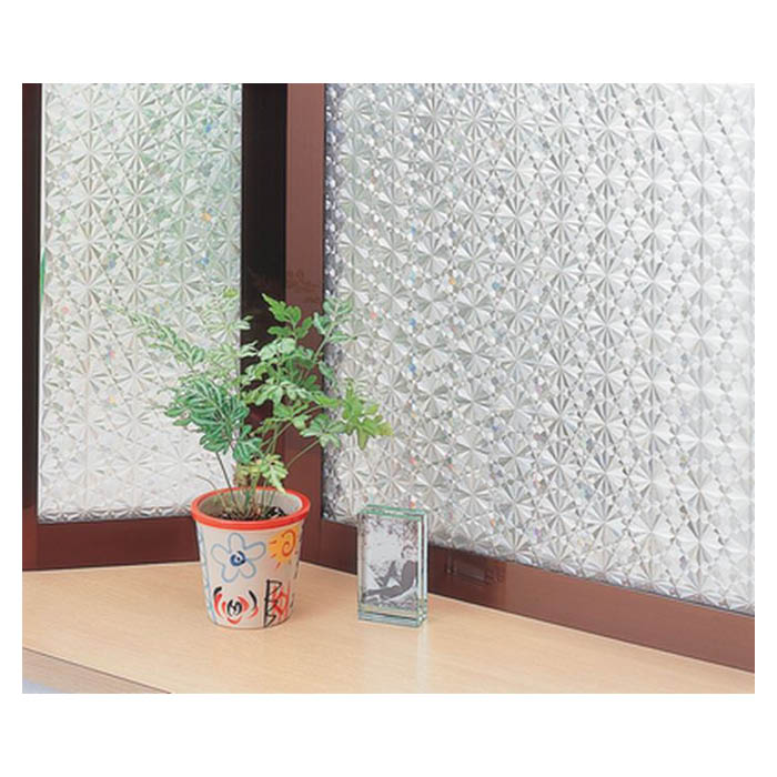 【仕様】■サイズ：約92cm×90cm■材質：塩化ビニール樹脂【特徴】■糊を使用していないので、賃貸でも安心です■貼ってはがして、また貼ることができます■UV99％カット■ペア（複層）ガラス、網（線）入りガラスにも貼れます