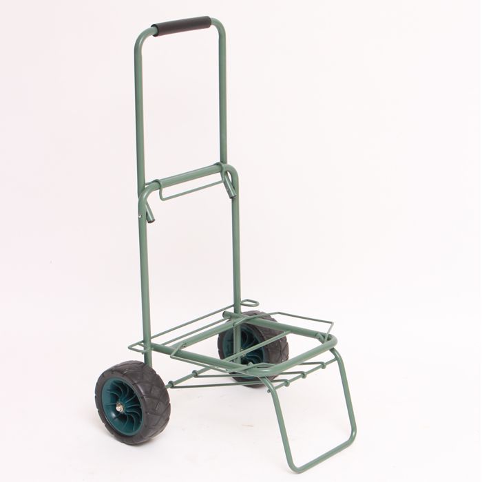 [特長]:■アウトドアで荷物運びが最適なワイドキャリーカートです。■悪路に強いワイドタイヤでどんなところでも進めます。■握りやすいグリップと荷物固定用の紐が付いており、重たい荷物を運ぶ時の負担も軽減いたします。■傷つきにくいマット仕上げでペ...