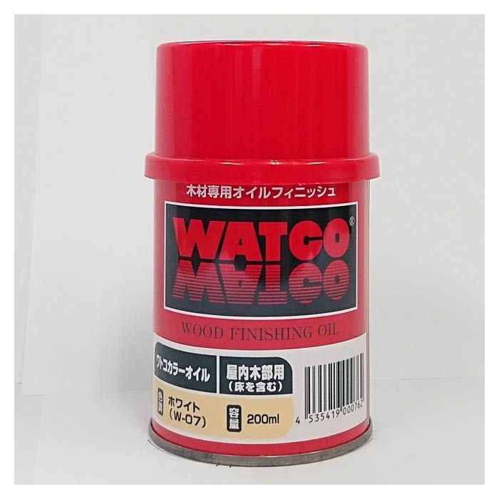ワトコオイルは木材の色をつける役目と、木材の劣化をおさえてくれる効果があります。