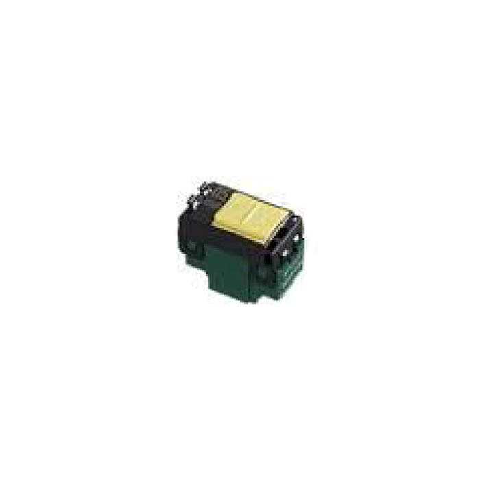 [仕様]：■AC0.5A-300V用■3路■適合負荷電流値：0.01~0.5A■スイッチがONの時。赤LEDが点灯■パイプファン等の低容量換気扇用