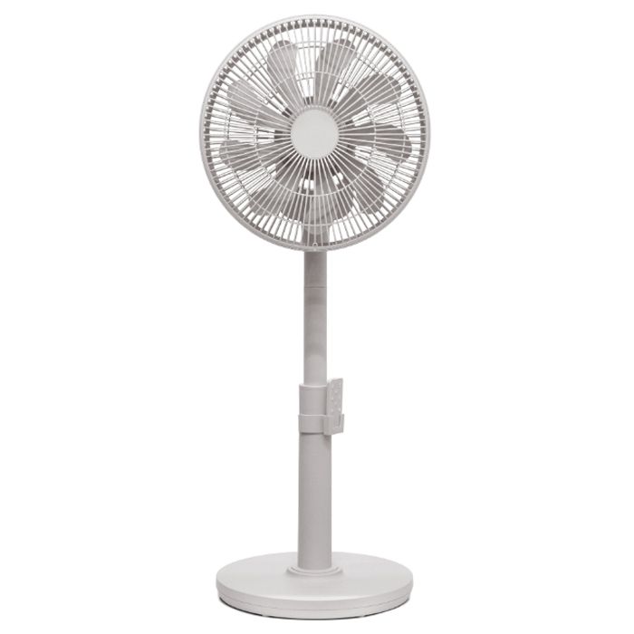 [特長]：■工具無しで完全全分解でき、コンパクトに簡単収納できる。■羽根とガードは丸水洗い可能。■パワフル大風量、衣類乾燥モード機能付き。■9枚羽根から自然な風、直接体に当たっても冷えすぎない優しい風。■立ったままで操作可能、リモコンも付属...