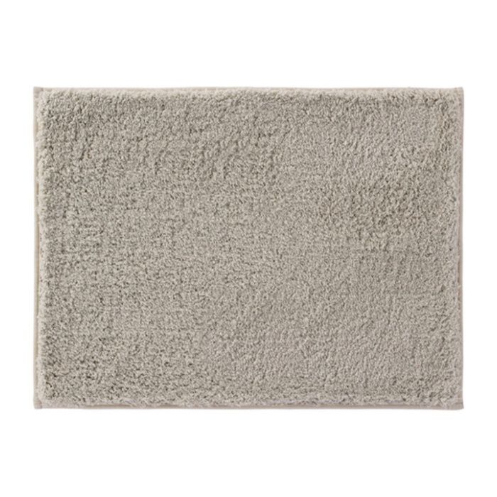 [特長]：■高密度なのでクッション効果が抜群■毛足が長く、さらさらした感触で吸水力抜群■裏面がすべり止め付きなので安心■洗濯機丸洗いOK[仕様]サイズ：45x60cmカラー：ベージュ材質：（表面）ポリエステル100％（裏面）不織布+TPR（...