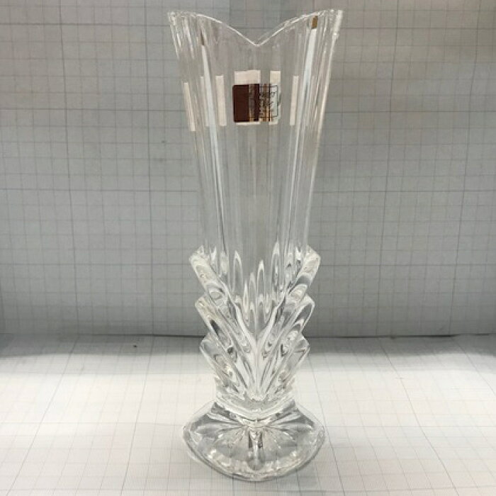 [特長]：■洗練されたデザインのガラス花器