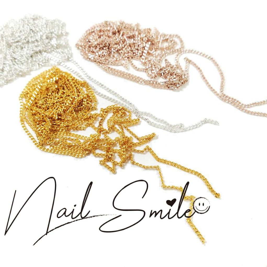 商品情報内容1本約1m(人工カットの為多少の誤差がございます)サイズ約0.8mm注意事項モニターに発色具合によって実際の商品と色が異なる場合が御座います。表面がガラス製のため入荷輸送、配送の際に擦れ生じる場合が御座います。欠品について一部店...