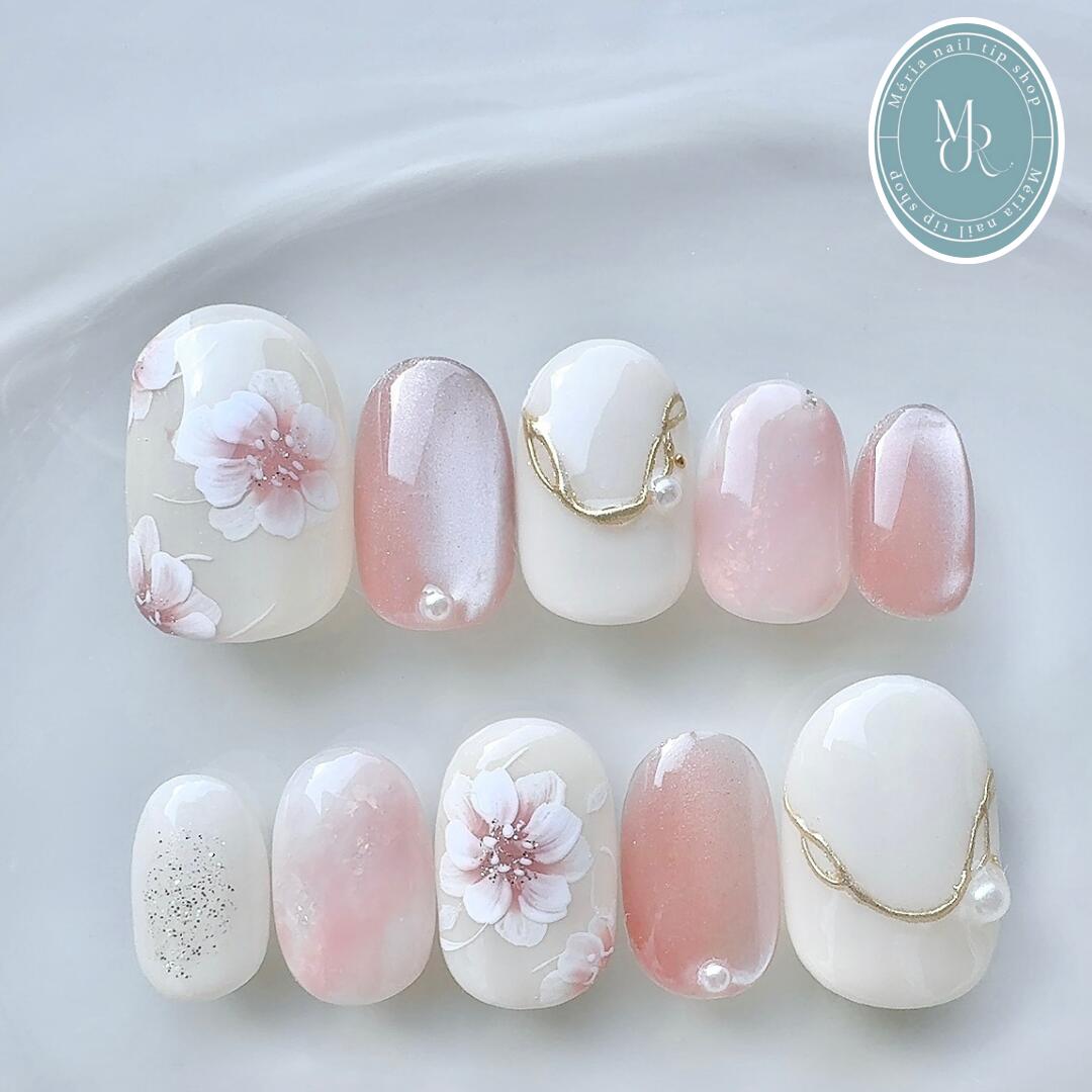 ＼　即日発送　／ 　Méria 　ネイルチップ　　フリーサイズ　ブライダル　成人式　結婚式　ネイルチップ春の第4弾！ プロのネイルチップアーティストが手がける高品質ネイルチップ。 取り外しカンタンで繰り返し使える、今話題のセルフネイルアイテ...