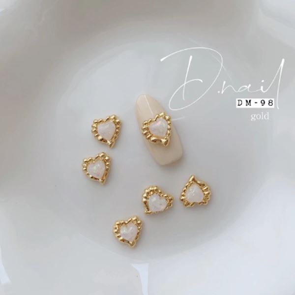 商品到着後レビューを書いて次回使える200円OFFクーポンGET！！ DM-98 オパールダブルハート ストーンの輝きが綺麗なビジューパーツ!爪に乗せるだけで華やかな印象のネイルアートが出来ます。 2P10×10mm
