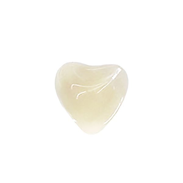 商品到着後レビューを書いて次回使える200円OFFクーポンGET！！透明感があり、光に反射して美しい光沢を放ちます。これにより、ネイルデザインに立体感と輝きを与えます。爪の表面に配置すると、まるで水滴が宝石のように輝いているかのような効果を...