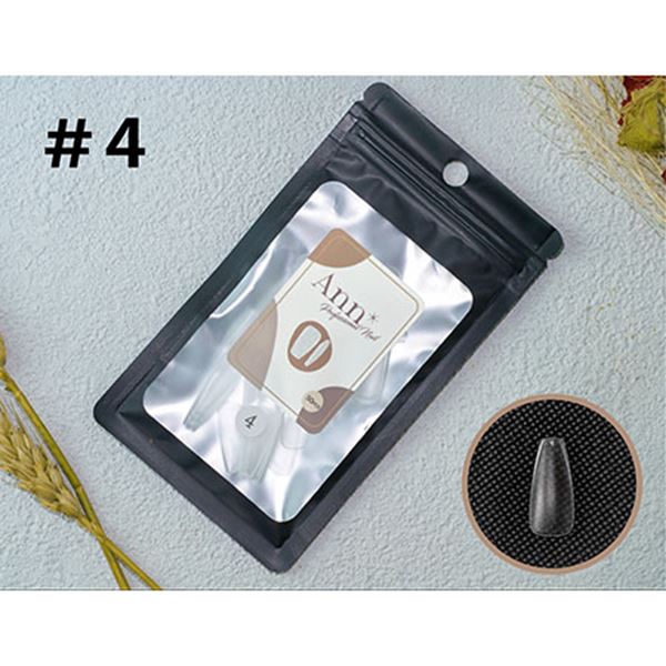 商品到着後レビューを書いて次回使える200円OFFクーポンGETショートバレリーナ型　クリア　＃4ショートバレリーナ型のチップイクステンション リフィルチップ自体にマット加工が施されており、サンディング不要なので時短での長さ出しが可能です。...