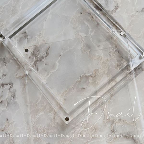 商品到着後レビューを書いて次回使える200円OFFクーポンGETほこりが入ることなくディスプレイできるチップケース。マグネット式のため、簡単に開閉することができます。1個160×140mm