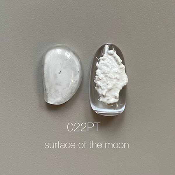 商品到着後レビューを書いて次回使える200円OFFクーポンGETsurface of the moon粒感にオーロラやメタリックパウダーを合わせてアレンジが楽しめるプラスター(漆喰)ジェル。ノンワイプでインクとも相性抜群です。硬化時間:LE...