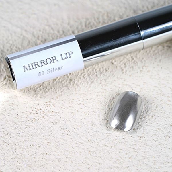 商品到着後レビューを書いて次回使える200円OFFクーポンGET01 シルバーシリコンスティック一体型のスティックタイプミラーパウダー。キャップ部分に固形パウダーが内蔵されており、使いたい分だけスティックにとってそのまま塗布できます。余分な...