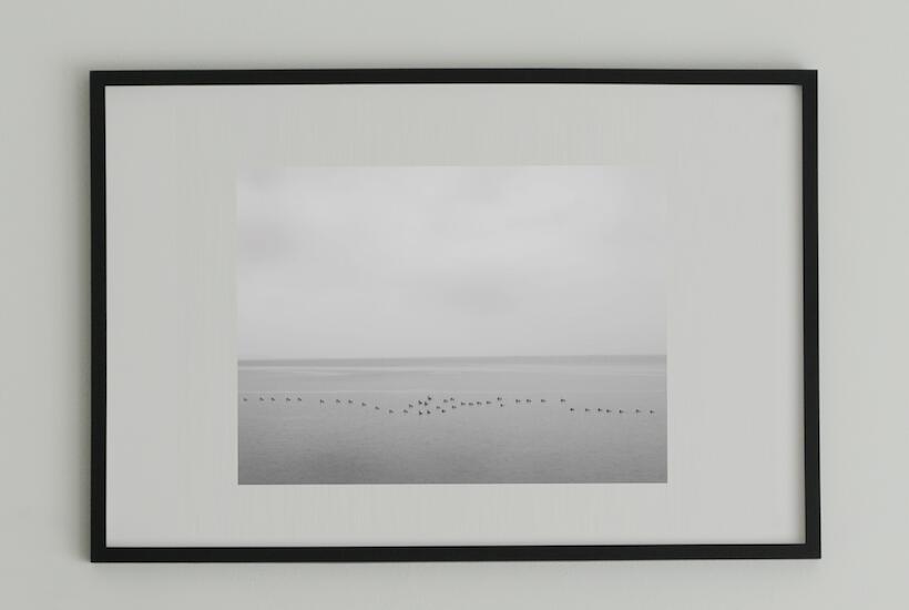 当作品は、GALLERYPHOTOGRAPHSの所蔵品となります。 【サーティフィケイトについて】 サーティフィケイトは販売確認後、作家に連絡し署名頂いたものをお付けします。 【額縁サイズ】 高さ：外寸93cm 幅　：外寸63cm 厚さ：3...