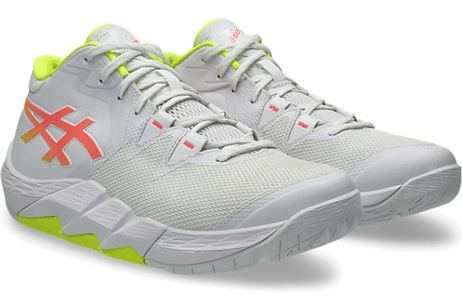 ASICS[アシックス] UNPRE ARS 2 WIDE / アンプレ アルス 2 ワイド 素早い切り返しや左右への激しいステップワークを支える,安定性にすぐれたモデルのスタンダードタイプ。 サイドに設置されたウォールがステップ時に壁とな...