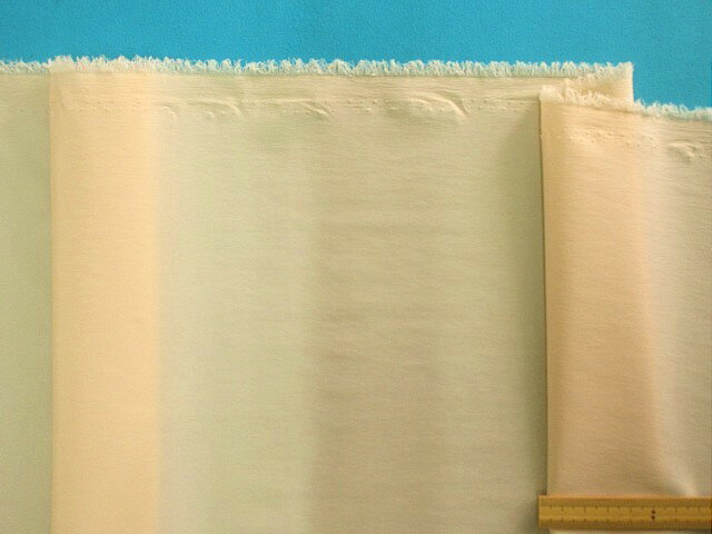 ナイロン・ポリウレタン 約135cm幅　1．5mカット （表示サイズでカット済みです） 多少の難が有る場合がございます。