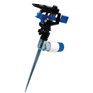 【仕様】 ・サイズ（WxDxH mm）： 232×65×258 ・散水範囲： 2m〜18m ・適合ホース内径12mm〜15mm、外径21mmまで ・耐熱温度60℃