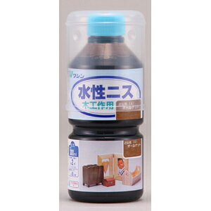 【仕様】 ●実寸法：55×55×150mm ●成分：合成樹脂、顔料、添加剤類、凍結安定剤等助剤、水 ●原産地：日本【商品特長】 ●手軽に塗れる水性塗料で、着色とニス塗りが同時にできます。【使用上の注意】 用途以外には使用しない。使用時は必ず...