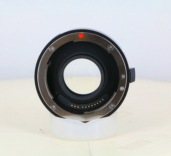 「カメラのナニワ　梅田買取センター在庫」【テレコンバーター】商品コード：2221091099263付属品：Fキャップ ケース商品状態：チリランク：B店舗在庫を移動するため2〜3日のお時間を頂戴いたします。※オンラインで見た事と商品コードを伝...