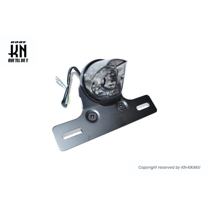 【商品内容】■汎用LEDテール【タイプ5】スモークレンズ【仕様】■ストップランプ■尾灯【サイズ】■横幅150mm■高さ=100mm■テールランプ直径50mm■取り付けピッチ約45mm【適合車種】■汎用(DC12V車専用)【注意】※適合車種以...