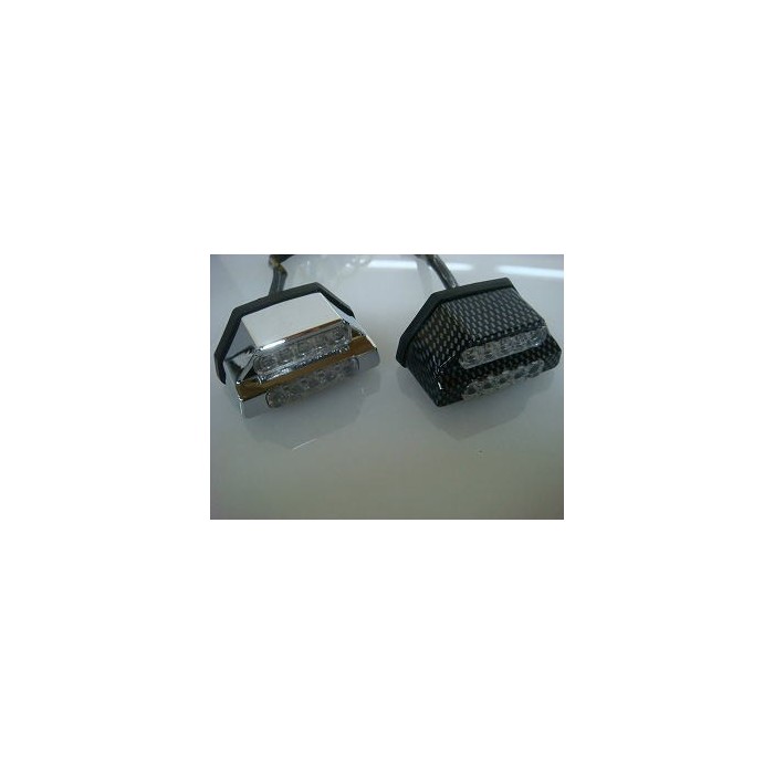 【商品内容】汎用LEDテール【タイプ3】カーボン柄【仕様】■ストップランプ■尾灯■ナンバー灯【サイズ】台形形状■A=34mm■B(高さ)=28mm■C(底辺幅)=60mm■D(奥行)=27mm配線緑色...アース黄色...常時青色...スト...