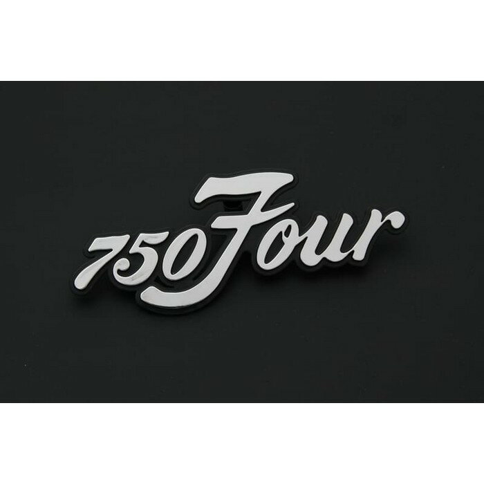 【適合車種】HondaCB750K1-K2【商品説明】流麗な『750Four』の文字が特徴的なプラスチック製エンブレム。左右共通1個単位でのデリバリー。 ABOUT NAPS　-ナップスについて- 「For all Riders.」豊かなオ...