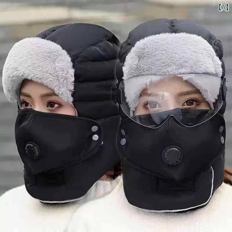 ・カテゴリ: 雷鋒帽・デザイン要素: 質感・着用シーズン: 冬・カラー展開: ブラック、カーキ、ピンク、ネイビー、イエロー、レッド、グレー・モデル展開: 通常モデル（ゴーグルなし）、呼吸バルブ・ゴーグル付きモデル・機能: 首元保護、保温、防...