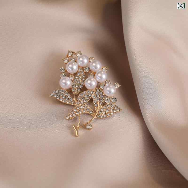 ・種類: ブローチ・素材: 合金・加工: メッキ・対象: レディース・スタイル: アニメ風、個性的・機能: 装飾、ウエスト調整、ギフト、固定・デザイン: 動物、ハート、花、葉・人気のモチーフ: チューリップ、植物・カラー展開: ブラック、ホ...